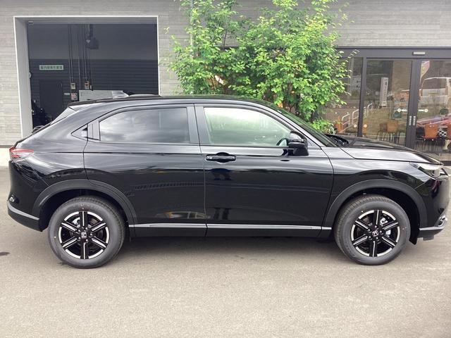 ホンダ ヴェゼル G 4WD 登録済未使用車 クリスタルブラックパールの中古車｜グーネット中古車