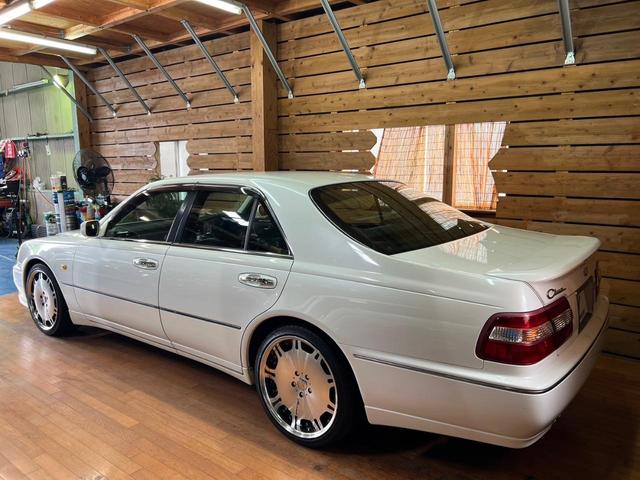 日産 シーマ 30TR Y33後期 1オーナー QR2パールの中古車｜グーネット中古車