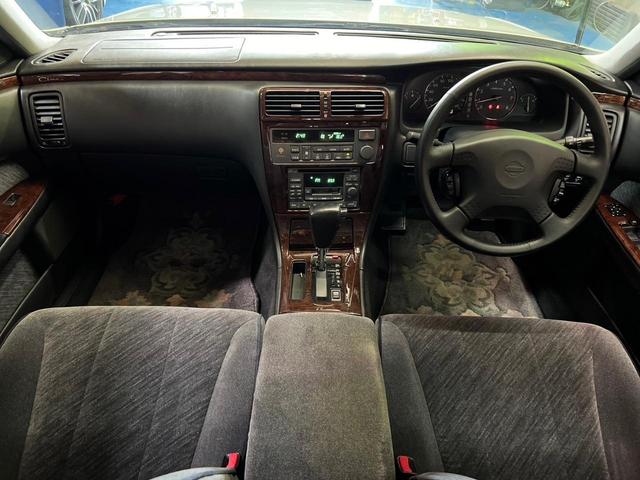 日産 シーマ 30TR Y33後期 1オーナー QR2パールの中古車｜グーネット中古車