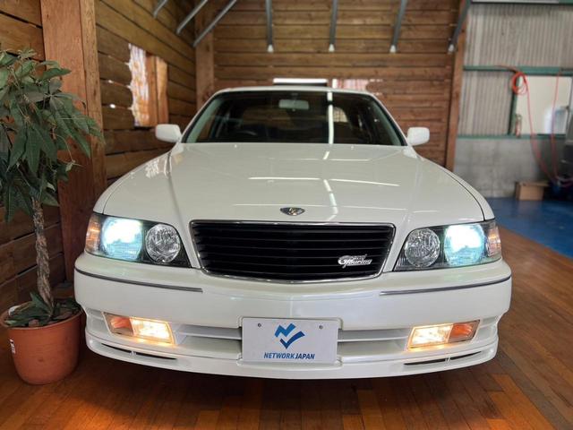 日産 シーマ 30TR Y33後期 1オーナー QR2パールの中古車｜グーネット中古車