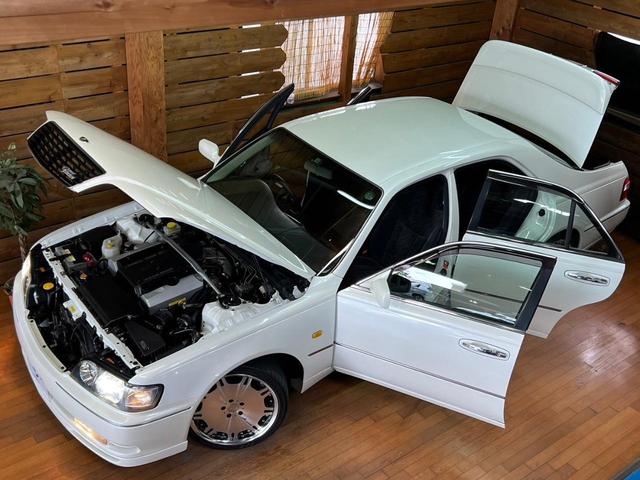 日産 シーマ 30TR Y33後期 1オーナー QR2パールの中古車｜グーネット中古車