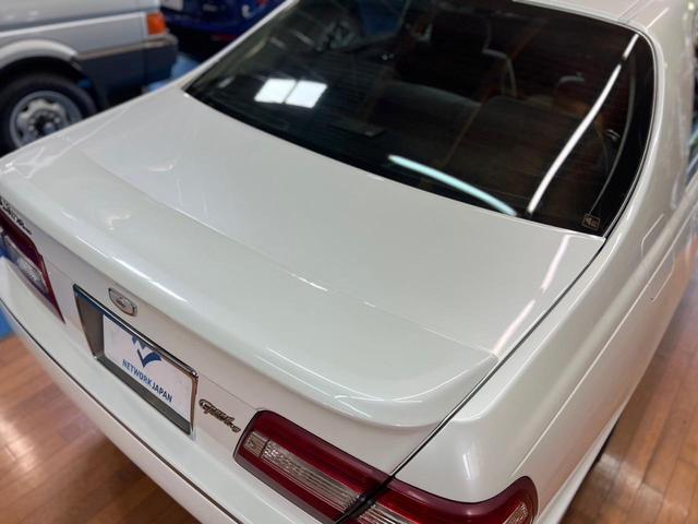 日産 シーマ 30TR Y33後期 1オーナー QR2パールの中古車｜グーネット中古車