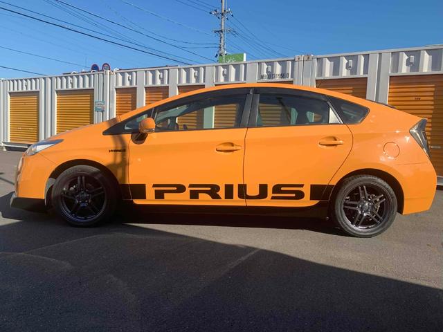 トヨタ プリウス S オレンジ色全塗装 フロントスポイラー 新品17インチタイヤの中古車｜グーネット中古車