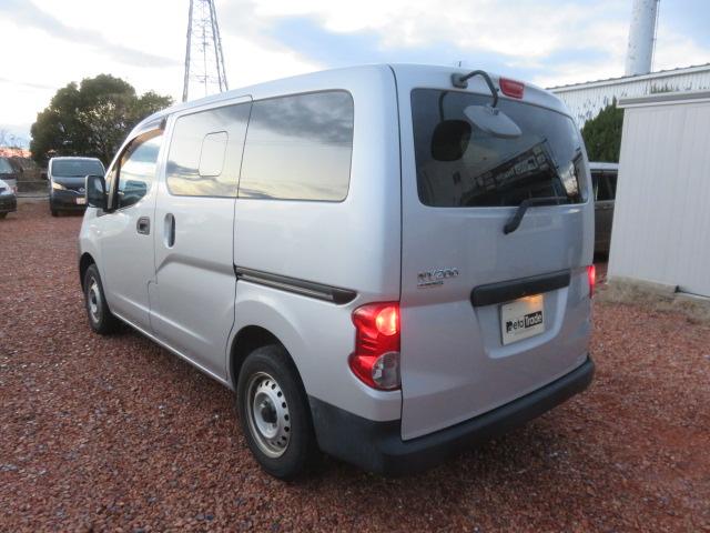 日産 NV200バネットバン DX 5MTの中古車｜グーネット中古車