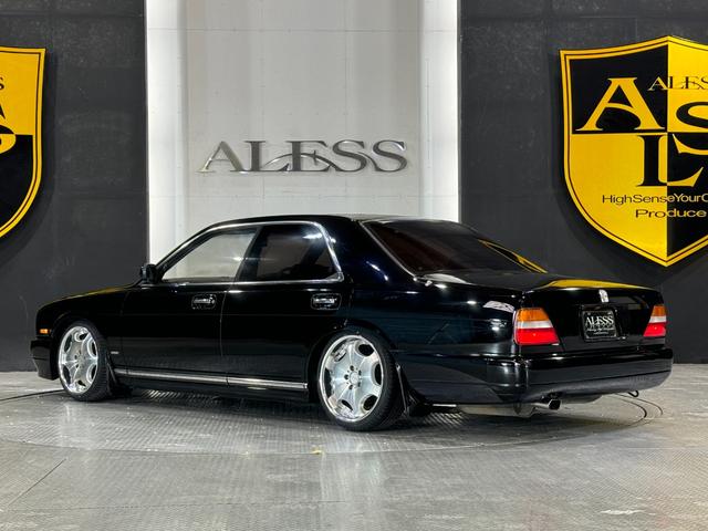 日産 セドリック グランツーリスモ Y32後期モデル JICフルタップ車高調 AMEシャレン18インチの中古車｜グーネット中古車