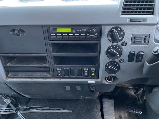 三菱ふそう ファイター 2．95tロングUNIC4段フックイン 6MT フル装備の中古車｜グーネット中古車