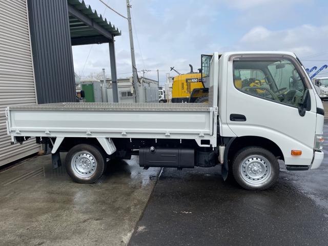 トヨタ トヨエース 1．25t積平ボディ 5MT フル装備 4WDの中古車｜グーネット中古車