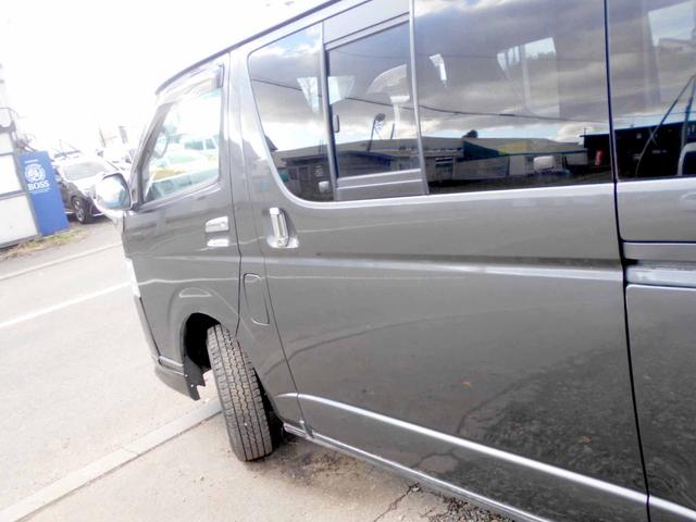 トヨタ ハイエースバン ロングスーパーGL 4WD 3．0ディーゼルターボ 両側スライドの中古車｜グーネット中古車