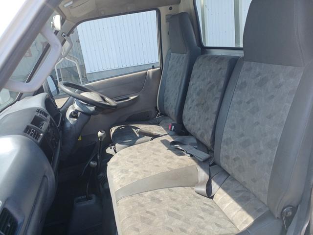 三菱 デリカトラック 1トン 4WD 平ボディ 積載850kの中古車｜グーネット中古車