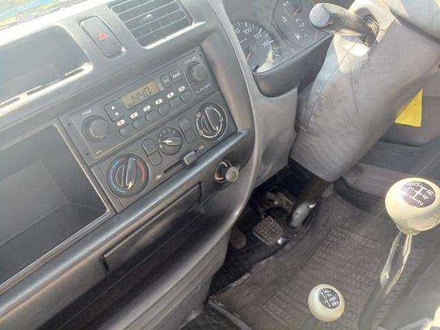 三菱 デリカトラック 1トン 4WD 平ボディ 積載850kの中古車｜グーネット中古車