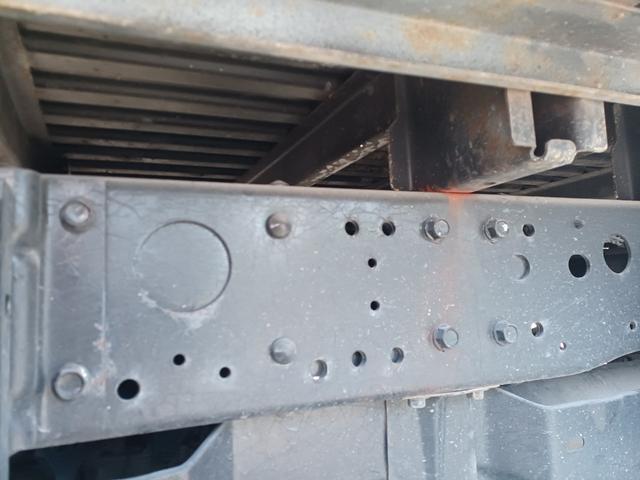 三菱 デリカトラック 1トン 4WD 平ボディ 積載850kの中古車｜グーネット中古車