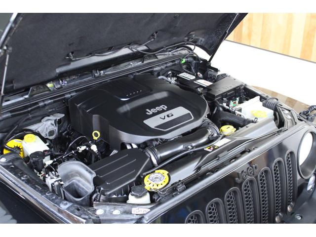 クライスラー・ジープ ジープ・ラングラーアンリミテッド サハラ 4WD 後期JK36 新品ファルケンワイルドピークタイヤの中古車｜グーネット中古車