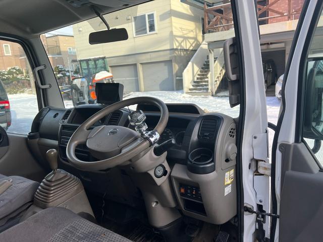 日産 アトラストラック フルスーパーローDX 4WD アルミバン 1．25tの中古車｜グーネット中古車