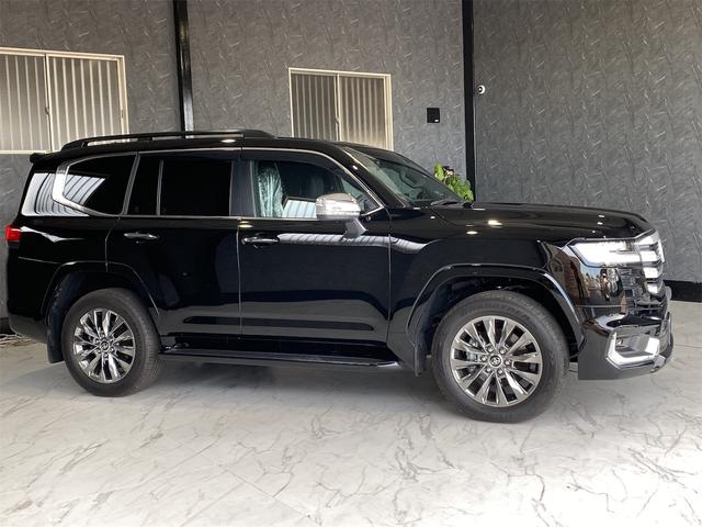TOYOTA LAND CRUISER ZX | 2023 | BLACK | 3263 km | details TOYOTA LAND CRUISER ZX | 2023 | BLACK | 3263 km | details