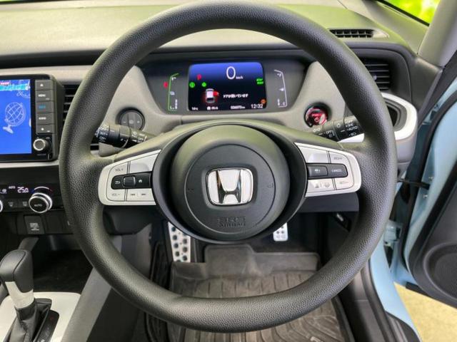 フィット（ホンダ）eHEVクロスター 新品タイヤ／保証書／純正 9インチ SDナビ／ホンダセンシング／車線逸脱防止支援システム／パーキングアシスト バックガイド／ドライブレコーダー 純正 ...