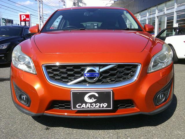 ボルボ C30 2．0eアクティブ ユーザー買取ダイレクト販売 お買い得の一台 ブラックレザーシートの中古車｜グーネット中古車