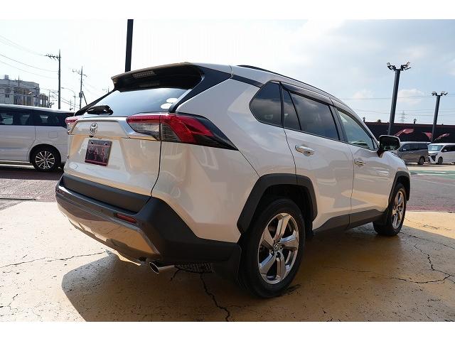 TOYOTA RAV4 G | 2019 | PEARL | 27818 km | details.- Japanese used cars.Goo-net Exchange