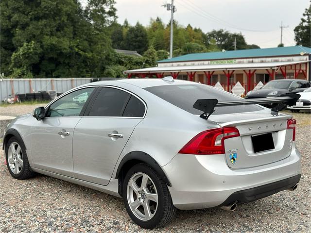 ボルボ S60 T4 Rデザイン ETC キー2個の中古車｜グーネット中古車