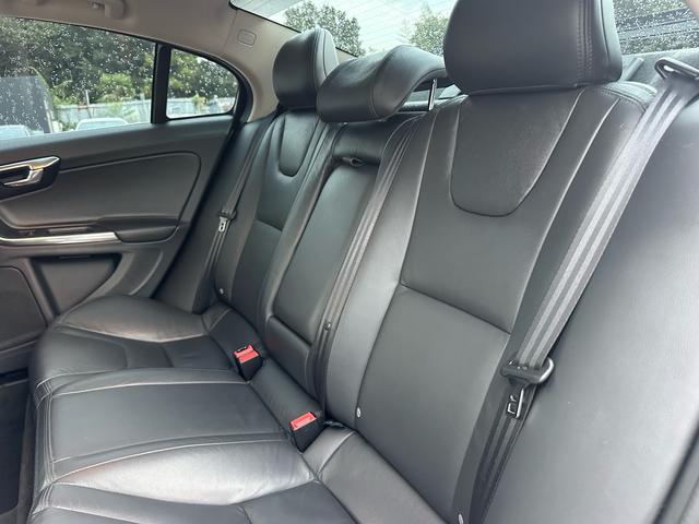 ボルボ S60 T4 Rデザイン ETC キー2個の中古車｜グーネット中古車