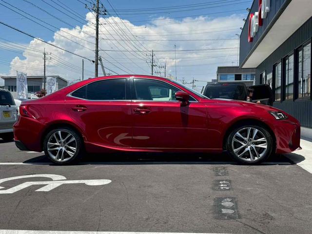 LEXUS IS IS200T VERSION L | 2017 | RED | 65309 km | details.- Japanese ...