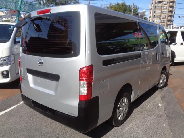日産 NV350キャラバンバン ロングDX SDナビTVバックカメラETCリアフィルムリアシートベルト平床6人5ドアの中古車｜グーネット中古車