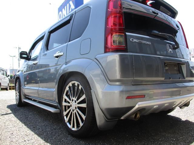 ホンダ クロスロード HIDエディション 無限19インチアルミ 木目調パネル 黒革シートカバーパイオニアフルセグナビの中古車｜グーネット中古車