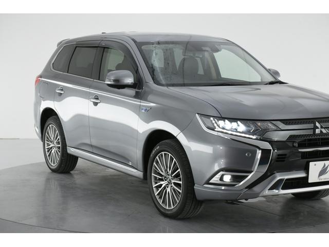 三菱 アウトランダーPHEV Gプラスパッケージ SC後 1500W給電 純正スマホ連携ナビの中古車｜グーネット中古車