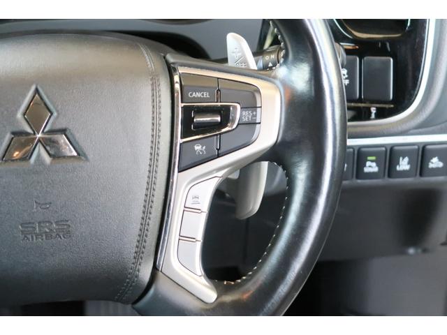 三菱 アウトランダーPHEV Gプラスパッケージ 衝突軽減 レーダークルーズ BSMの中古車｜グーネット中古車