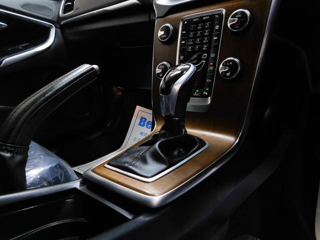 ボルボ V40 D4 SE ディーゼルターボ ポールスターpkgの中古車｜グーネット中古車