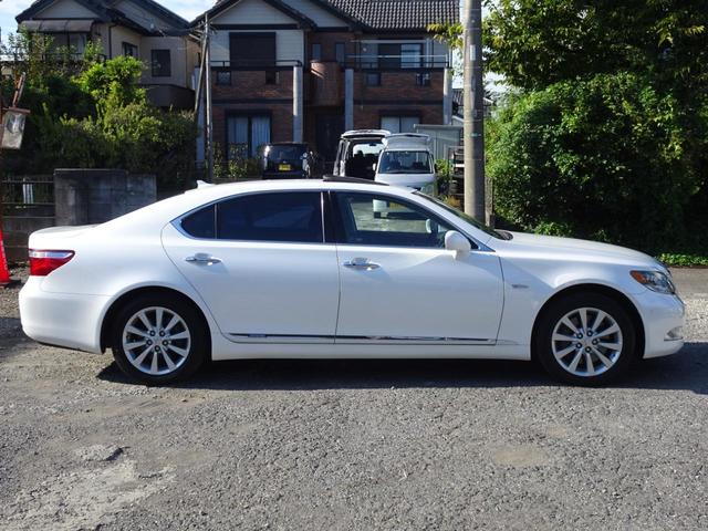 レクサス LS LS600hL後席セパレートシートパッケージ 4WD ETC クリアランスソナーの中古車｜グーネット中古車