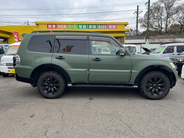 Pajero Green