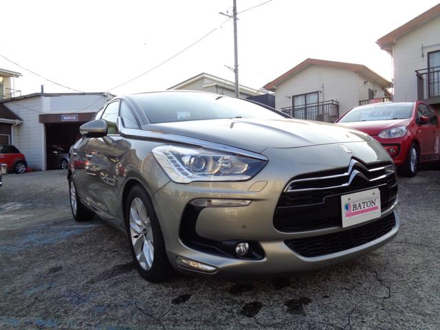 DS5（シトロエン）シック 限定車クラブレザー／パノラマルーフ／本革パワーシート／HIDライト／バックカメラ／禁煙車の中古車詳細 | DS5の中古車なら【クルタウン】BATON本店 株式会社 ...