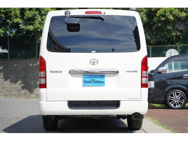 トヨタ ハイエースバン ロングスーパーGL 4WD 3．000cc 軽油ターボの中古車｜グーネット中古車