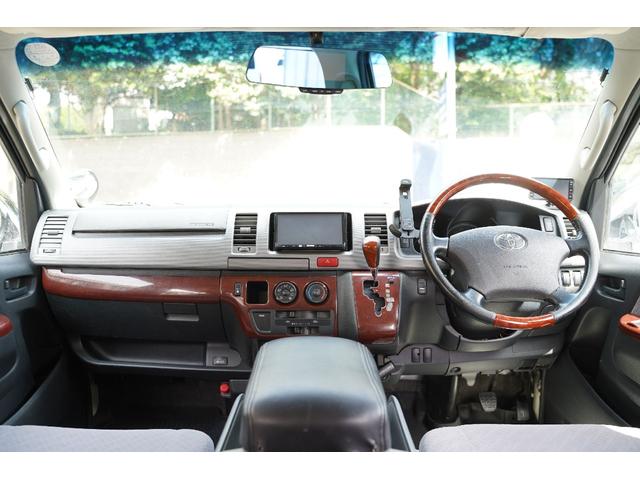 トヨタ ハイエースバン ロングスーパーGL 4WD 3．000cc 軽油ターボの中古車｜グーネット中古車
