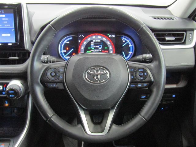 RAV4（トヨタ）ハイブリッドG 地デジチューナー Rカメラ LEDライト カーテンエアバック 電動シ－ト キーレスエントリー 横滑り防止機能 AW AAC オートクルーズ エアバッグ ETC ...