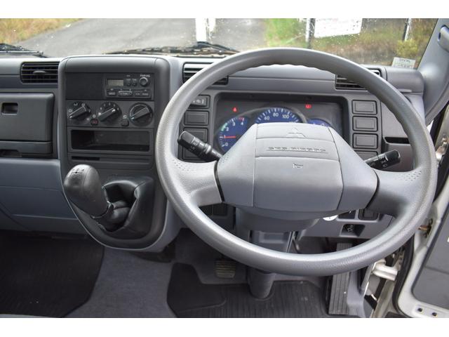 三菱ふそう キャンター全低床DX ディーゼル PS PW 5MT 平ボディの中古車 車体価格169万円 2006(平成18)年式 走行0.7万キロ 車体色ホワイト 大阪府堺市北区金岡町2557 ...