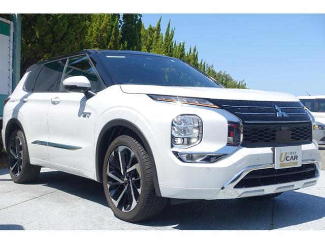 三菱 アウトランダーPHEV P 電動パノラマサンルーフ エレガントPKG ダイナミックシールドイルミネーションの中古車｜グーネット中古車