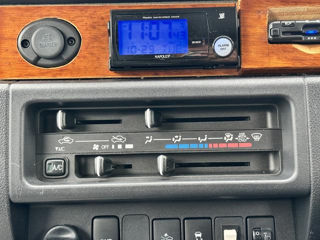 ダイハツ ハイゼットトラック ジャンボSAIIIt 1オーナー 切り替え式4WD 衝突軽減ブレーキの中古車｜グーネット中古車