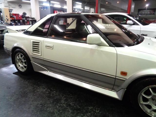 トヨタ MR2 G スーパーチャージャー 後期型ホワイトシルバーツートンカラーフルエアロTバールーフ4A－GZEスーパーチャージャーミッドシップエンジン5MTステンマフラータワーバープラグ ...