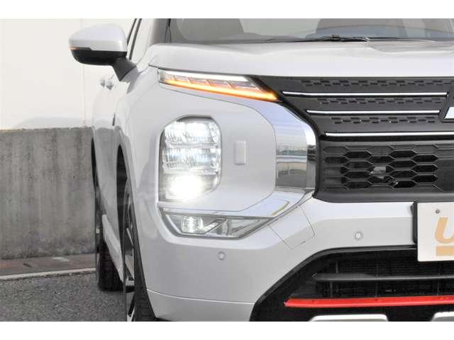 三菱 アウトランダーPHEV P ラリーアートガーニッシュPKG サンルーフ パノラマSRの中古車｜グーネット中古車