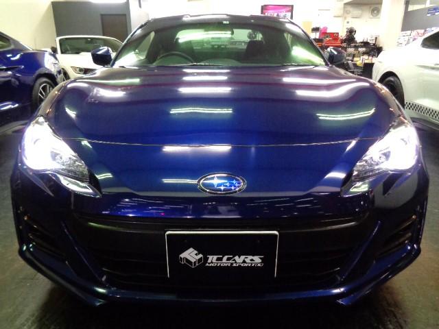 スバル BRZ R 後期型ラピスブルーパールカラー後期専用エアロ大型リアスポD4S－BOXERエンジン6MT2本出しマフラーVSCコントロールTRACKモード後期アルミLEDウインカブラック ...
