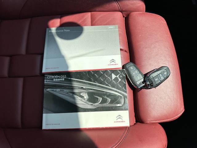 シトロエン DS5 シック スマートキー プッシュスタート HIDライトの中古車｜グーネット中古車