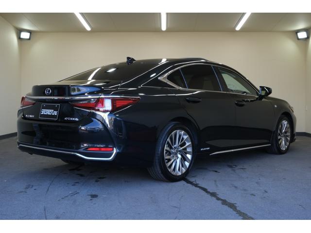 レクサス ES ES300h バージョンL Fスポーツ仕様グリル サンルーフの中古車｜グーネット中古車