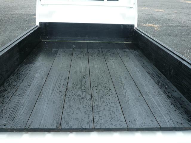 ダイハツ ハイゼットトラック スタンダードSAIIIt 4WD 5MT Wエアバッグ 令和元年式 荷台板張り加工済み 三方間 58.0万円 令和元年(2019年) 福岡県 中古車 - 価格.com