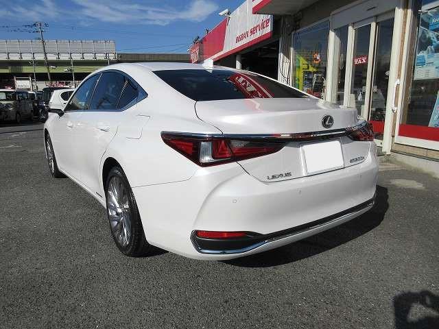 LEXUS ES ES300H VERSION L | 2019 | PEARL WHITE | 27800 km | details.- Japanese used cars.Goo-net ...