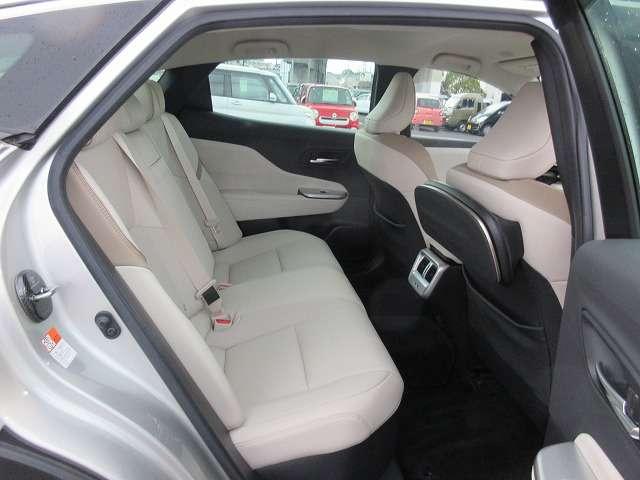 TOYOTA CROWN CROSSOVER G ADVANCED LEATHER PACKAGE | 2023 | SILVER M ...