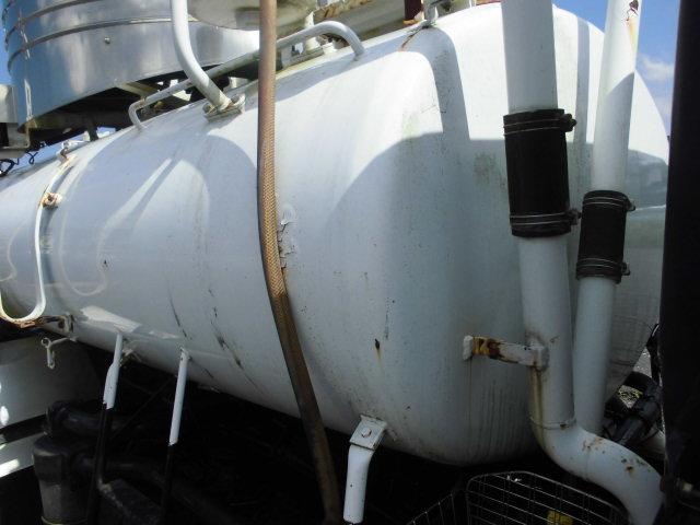 三菱ふそう キャンター 3700L バキュームカー 糞尿車 3．7Tの中古車｜グーネット中古車