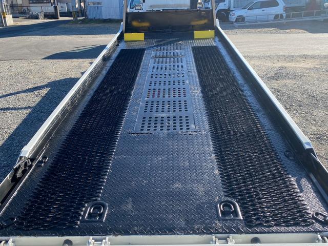 ISUZU ELF TRUCK SUPER LONG | 2012 | WHITE | 500000 km | details ...