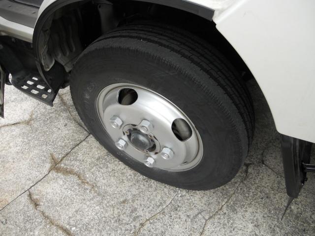 トヨタ トヨエース 2t積 Wキャブ垂直パワーゲート荷重600kg リアWタイヤの中古車｜グーネット中古車