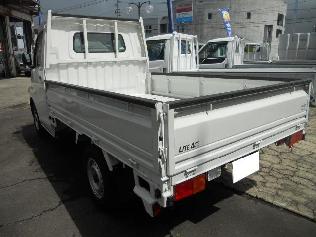 トヨタ ライトエーストラック DX 750kg 4WD シングルタイヤの中古車｜グーネット中古車